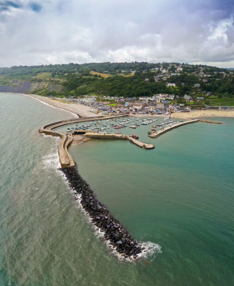 These 19 Seaside Towns In Dorset Are Perfect For A Daytrip