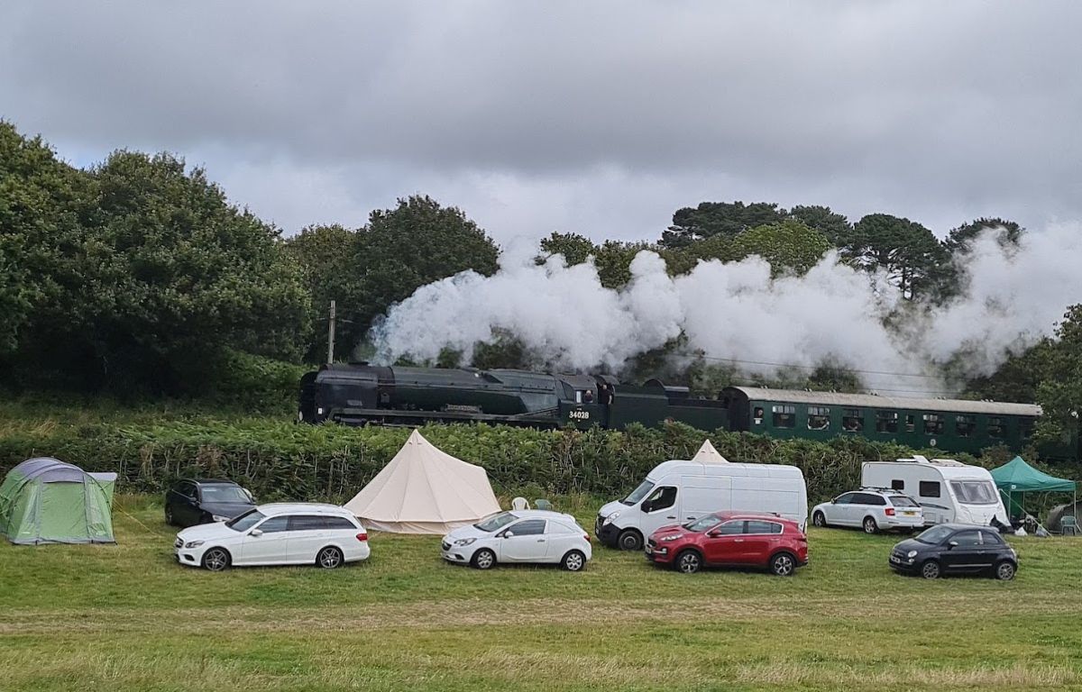 Best Swanage Campsites: Top 11 Getaway Spots for 2025