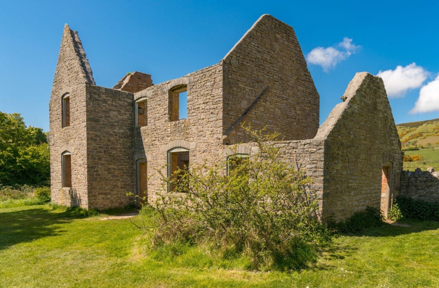 20 Best Free And Cheap Family-Friendly Activities In Dorset
