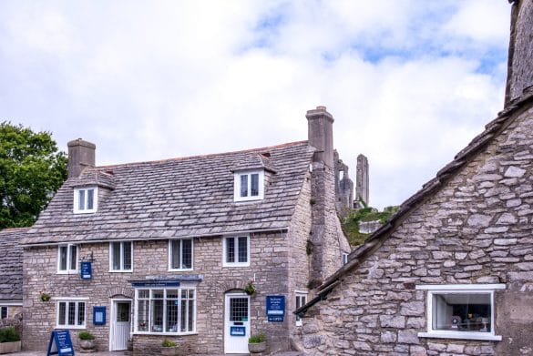 Discover the Secrets of Corfe Castle’s Fascinating History