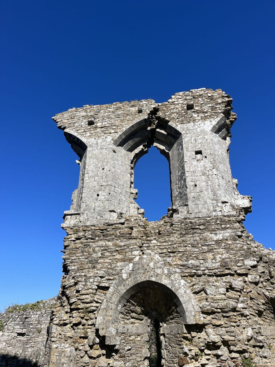 Discover the Secrets of Corfe Castle’s Fascinating History