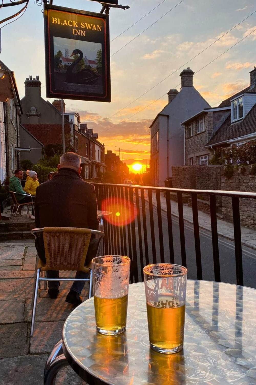 10 Best Dog-Friendly Pubs in Dorset for You and Your Pooch
