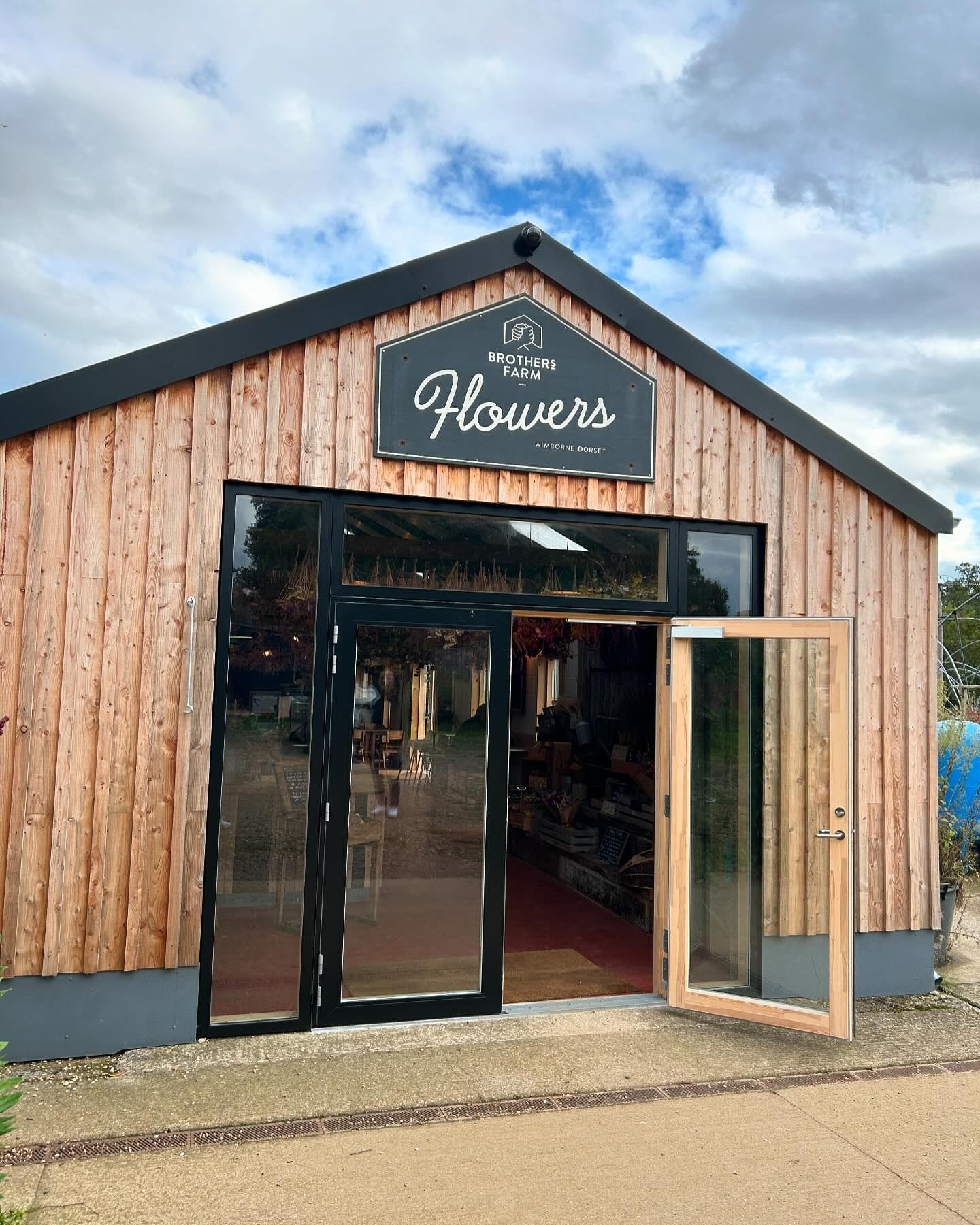 Brothers Farm Flowers: Dorsets Most Instagrammable Cafe