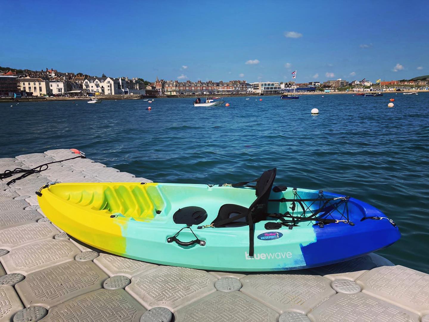 11 Dorset Kayaking Spots For Sea Stacks, Coves, and Views
