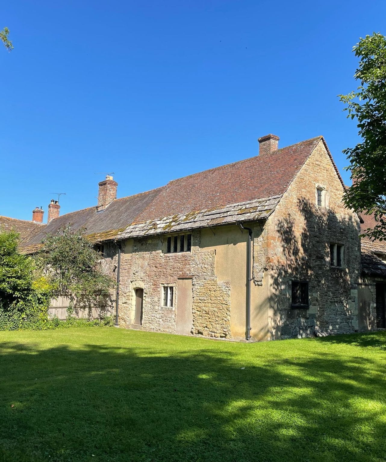 Discover Fiddleford Manor A Medieval House Lost In Time