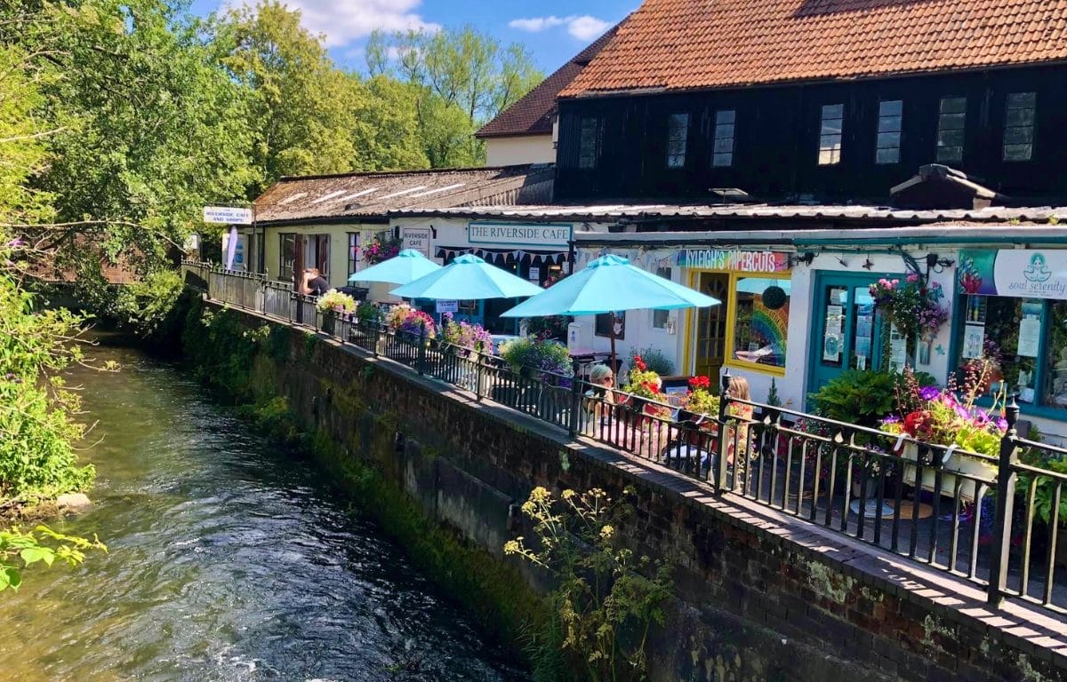 The Riverside Café Dorset: Cakes, Coffee & Riverside Views