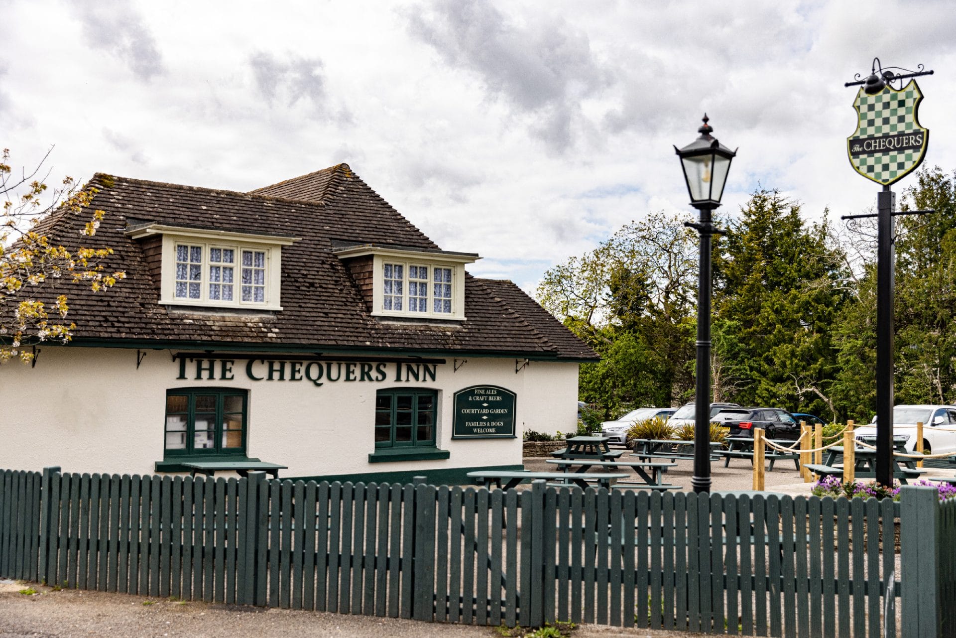 The Chequers Inn, Lytchett Matravers (What To Expect 2025)